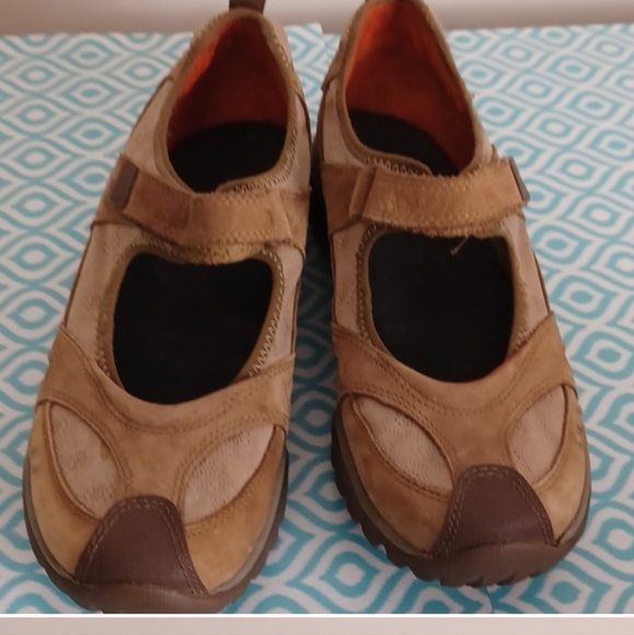 Merrell | Shoes | Merrell Mary Jane Hiking Shoes 75 | Poshmark